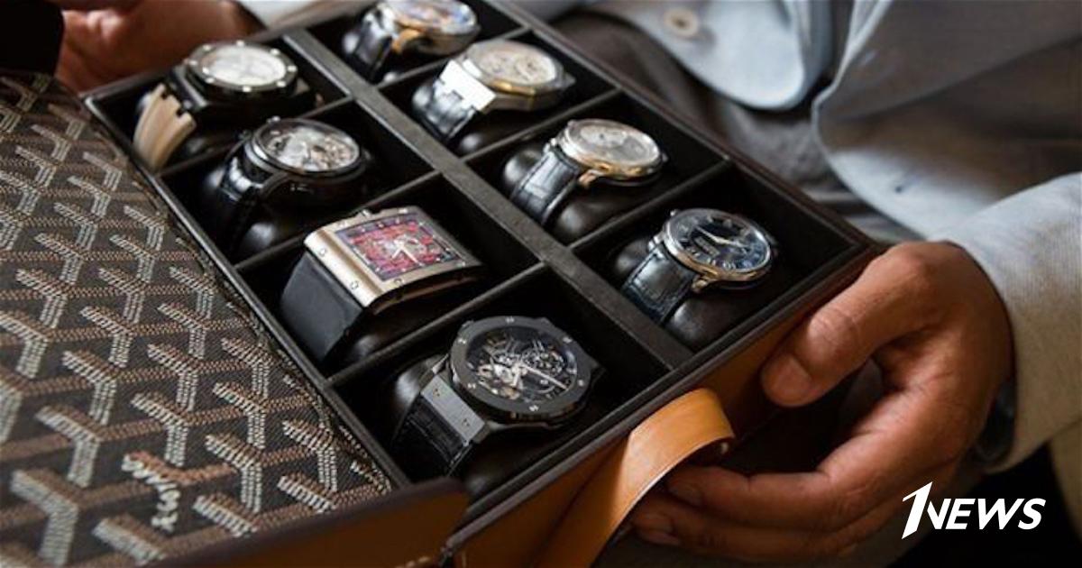 Из магазина в поселке Сахиль украдены дорогие часы | 1news.az | Новости