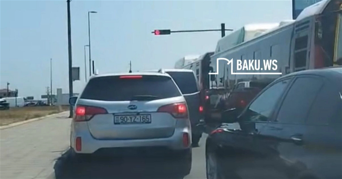 В заторе на проспекте застряла даже машина скорой помощи - ВИДЕО | 1news.az | Новости