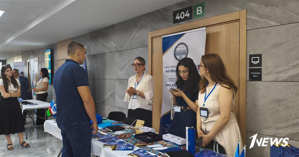 В Государственном экзаменационном центре состоялось открытие выставки высших учебных заведений ...