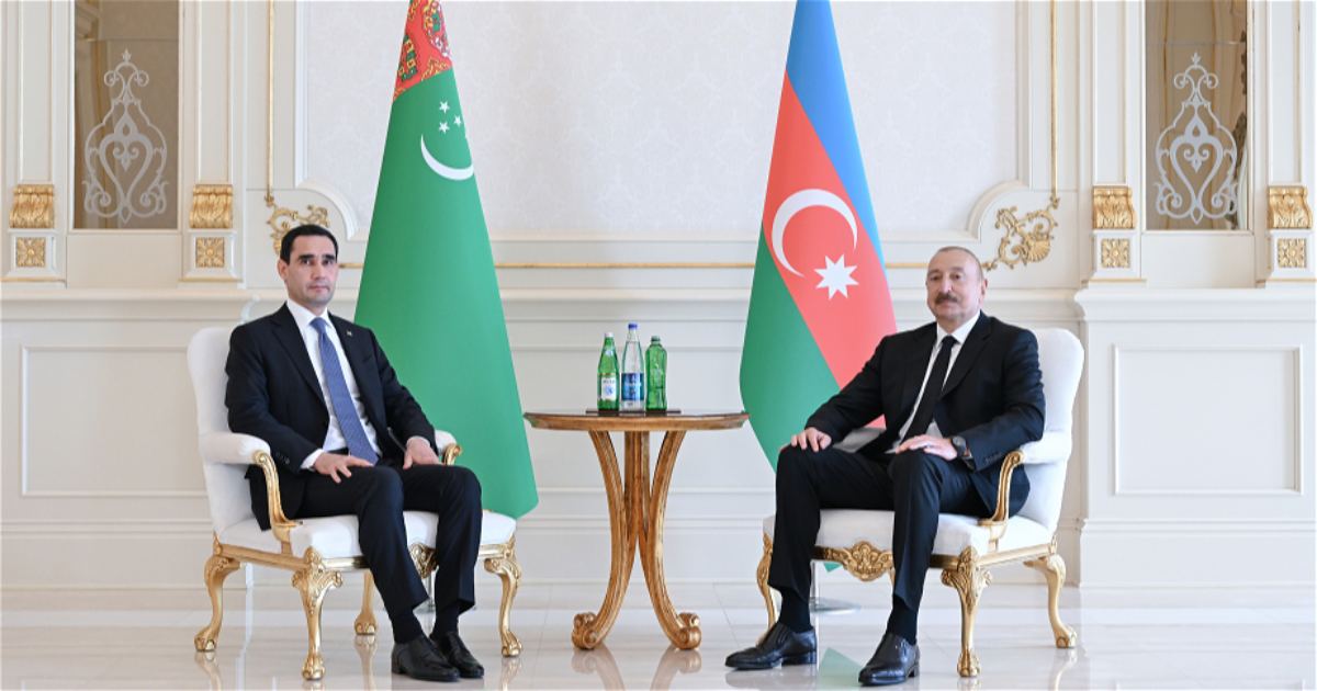 President Ilham Aliyev held one-on-one meeting with President of ...